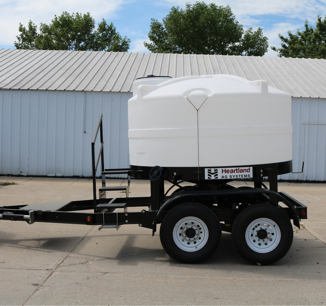 Heartland AG Systems Equipment | Vertical Liquid Trailers